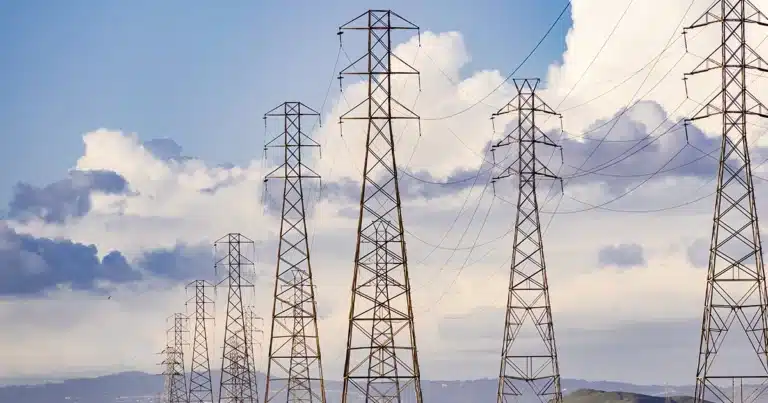 Decoding the Indian Power Grid: A Network Perspective